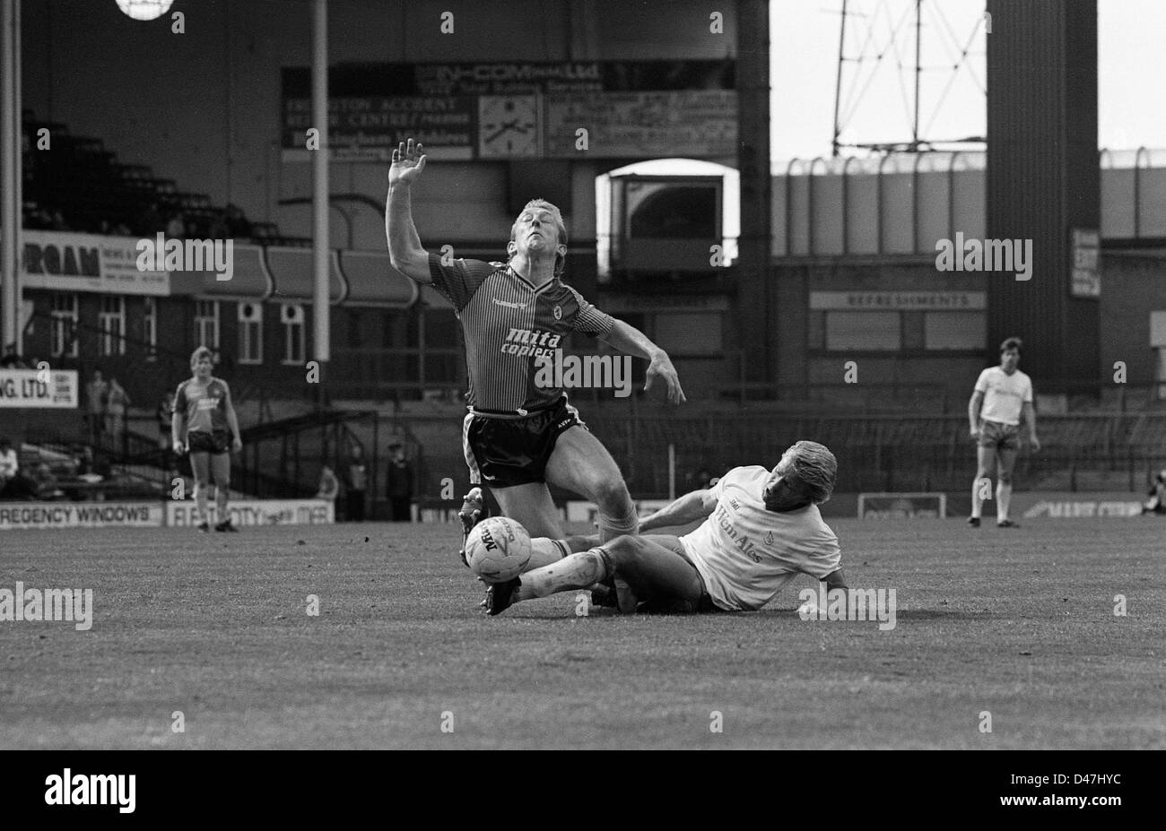 David geddis aston villa hi-res stock photography and images - Alamy