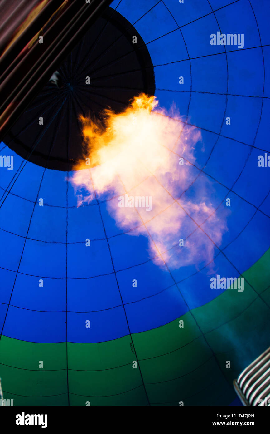 Hot air balloon flames hi-res stock photography and images - Alamy