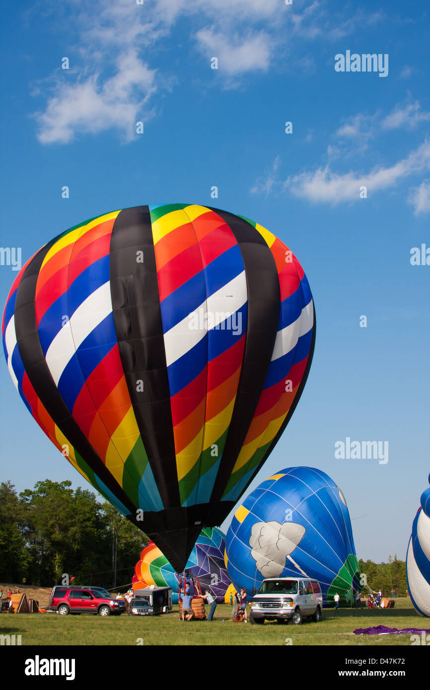 Hot Air Balloons Getting Ready Stock Photo - Alamy