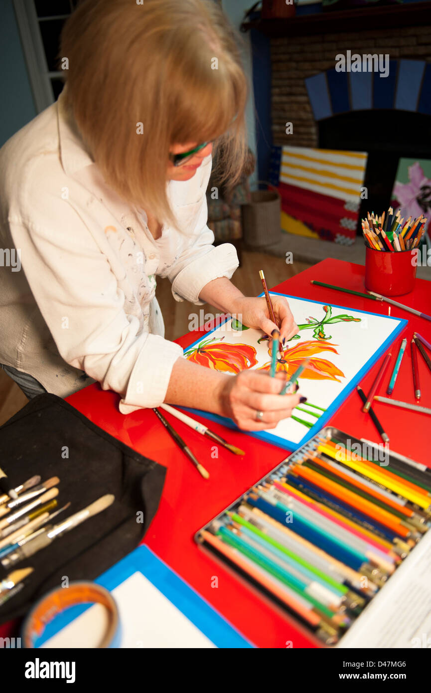 Working hands drawing hi-res stock photography and images - Alamy