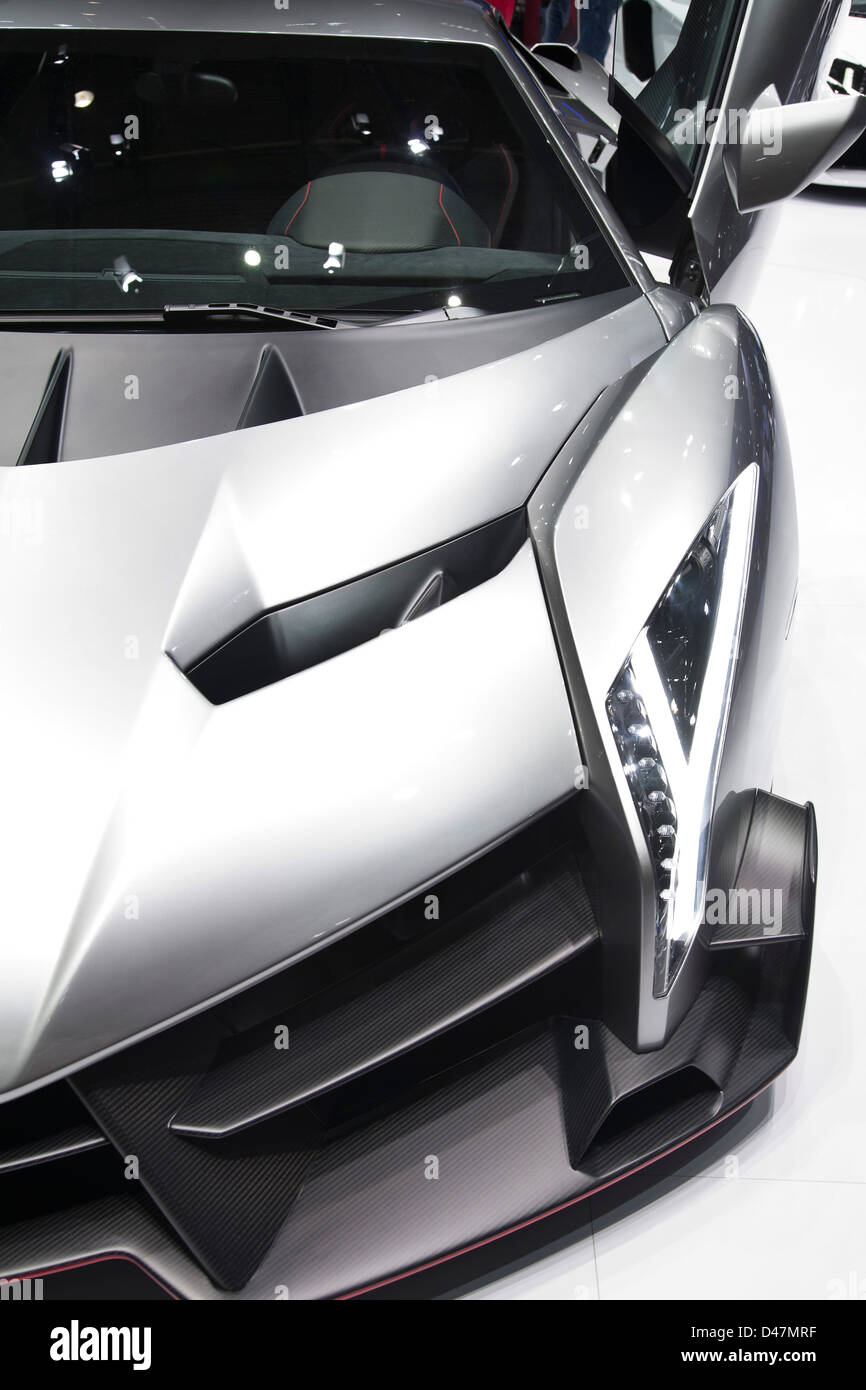 Lamborghini Veneno Front View