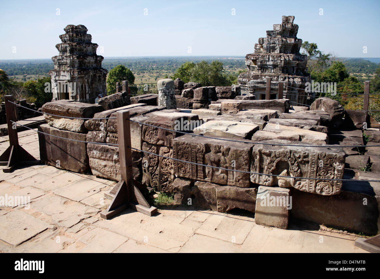 Angkor Wat Temple Ruins Stock Photo - Alamy