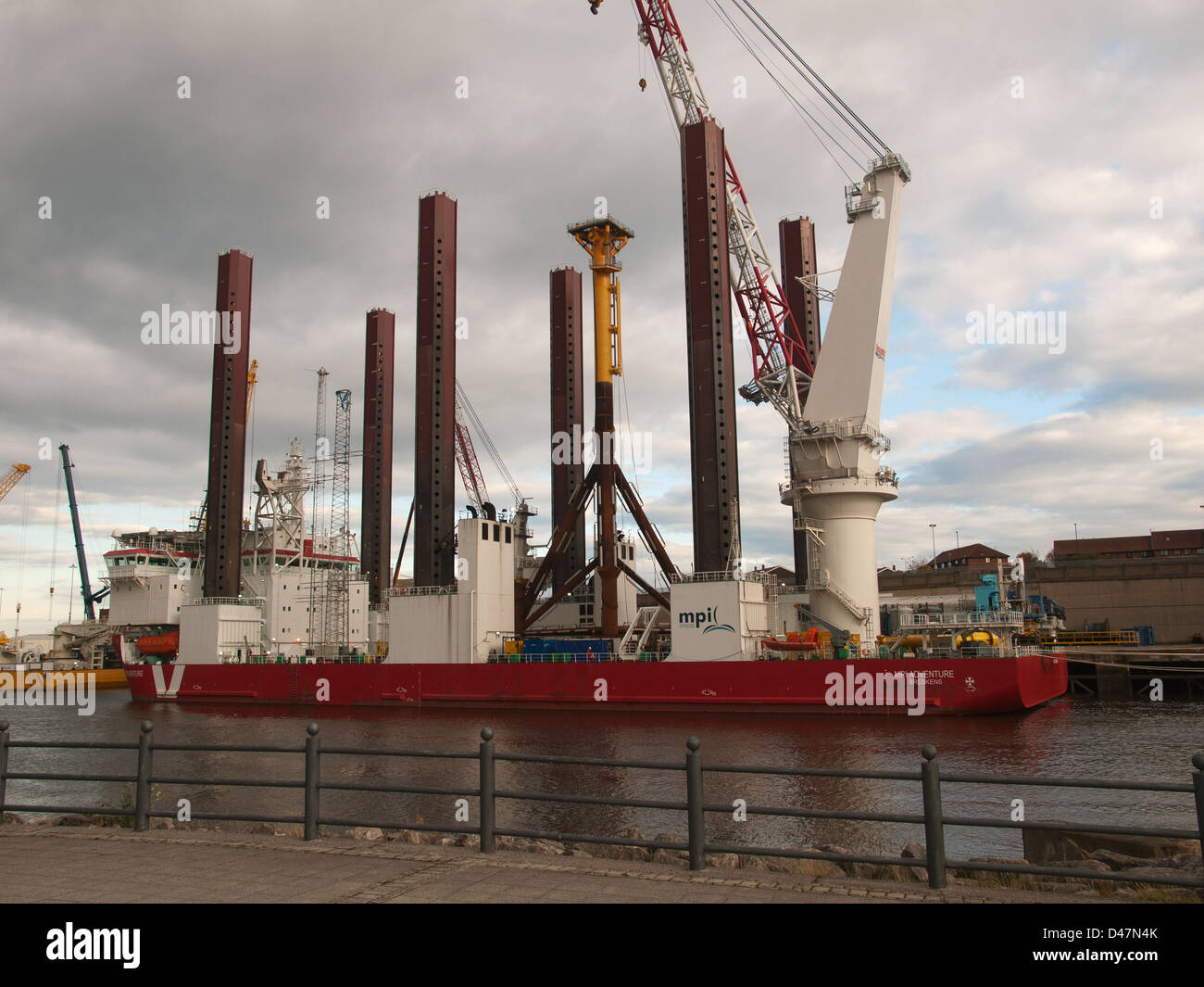 Wind turbine installation ship MPI Adventure berthed in Sunderland Tyne ...