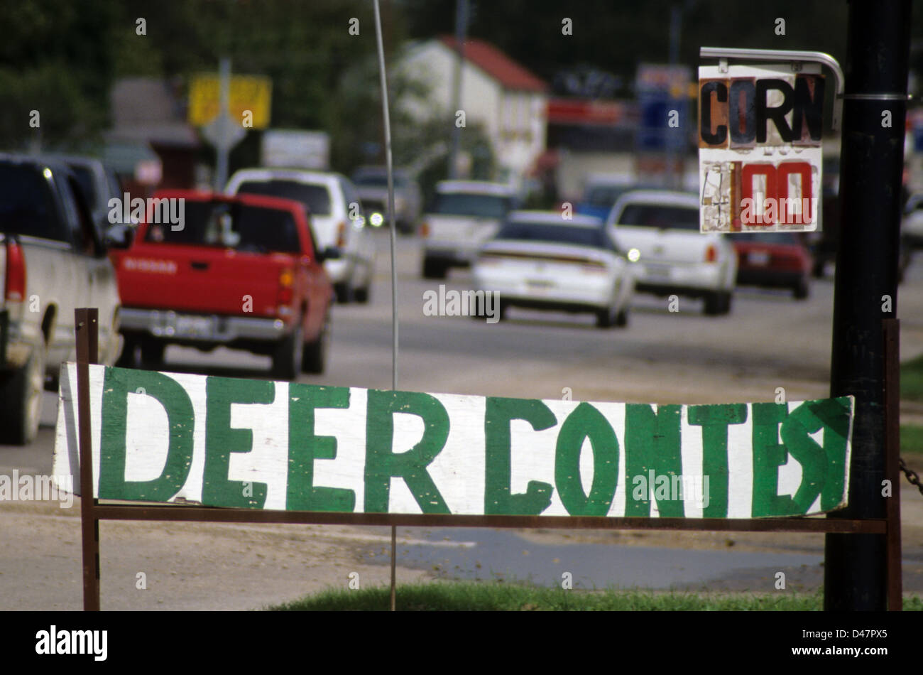 Whitetail deer sign hi-res stock photography and images - Alamy