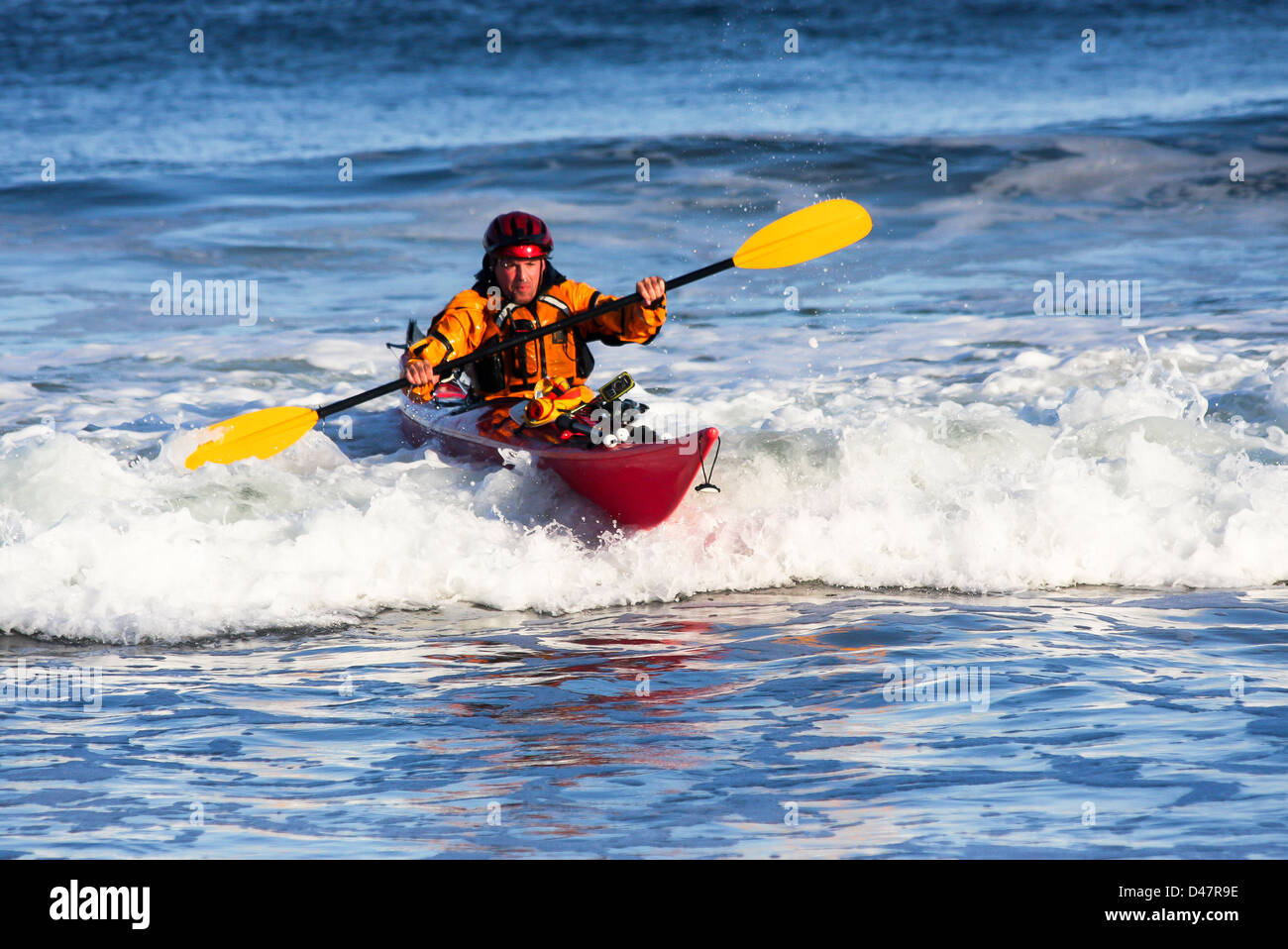 Kayak man hi-res stock photography and images - Alamy