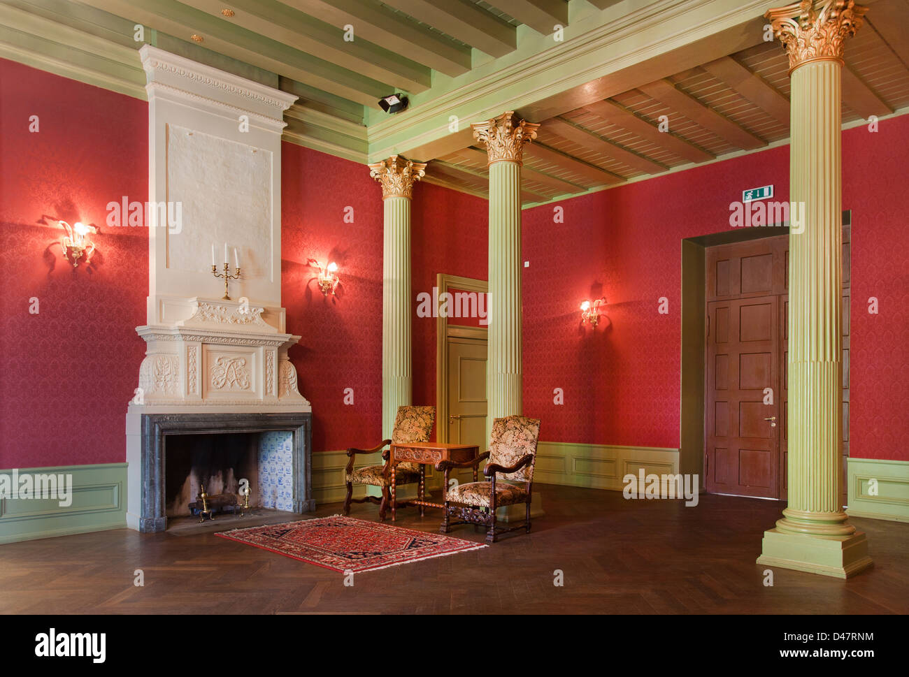 Room With a Fireplace Stock Photo - Alamy