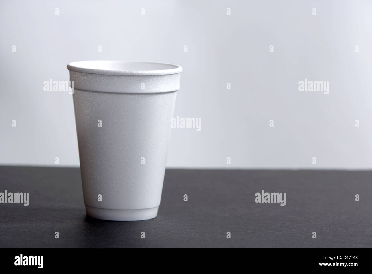 Styrofoam cup hi-res stock photography and images - Alamy