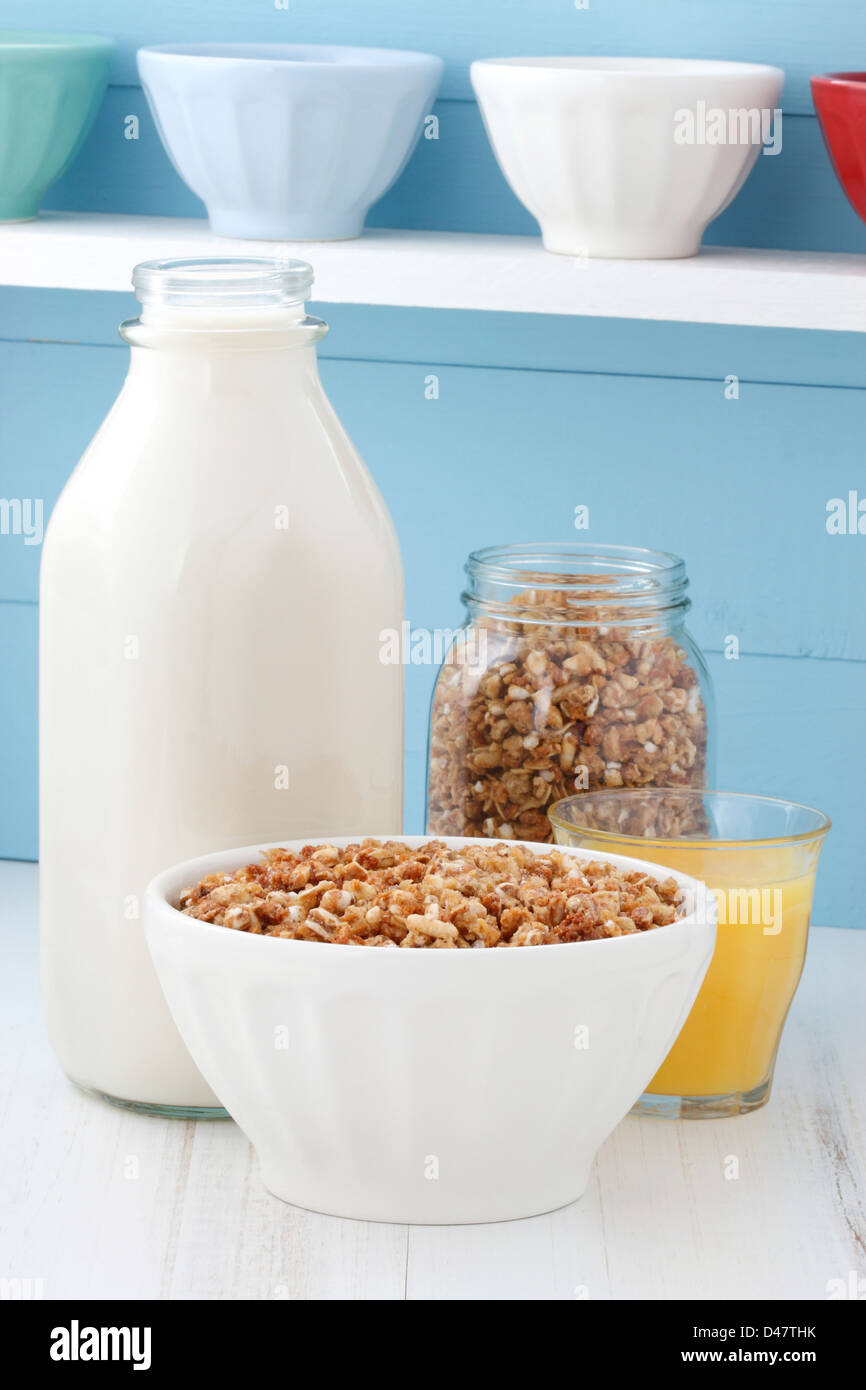 Delicious and healthy crunchy oats cereal, popular around the world ...