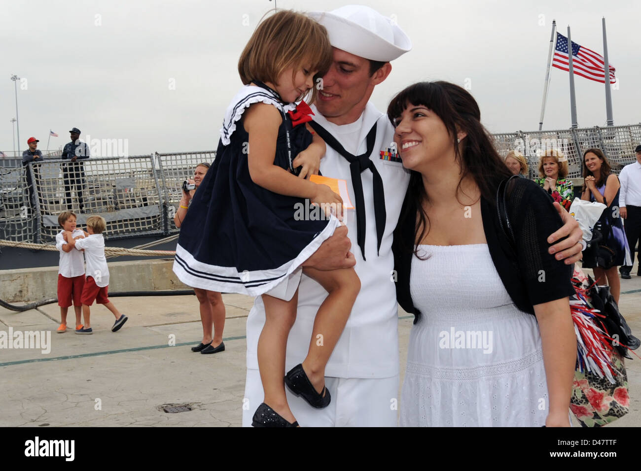 U s navy sailor wife during hi-res stock photography and images - Alamy