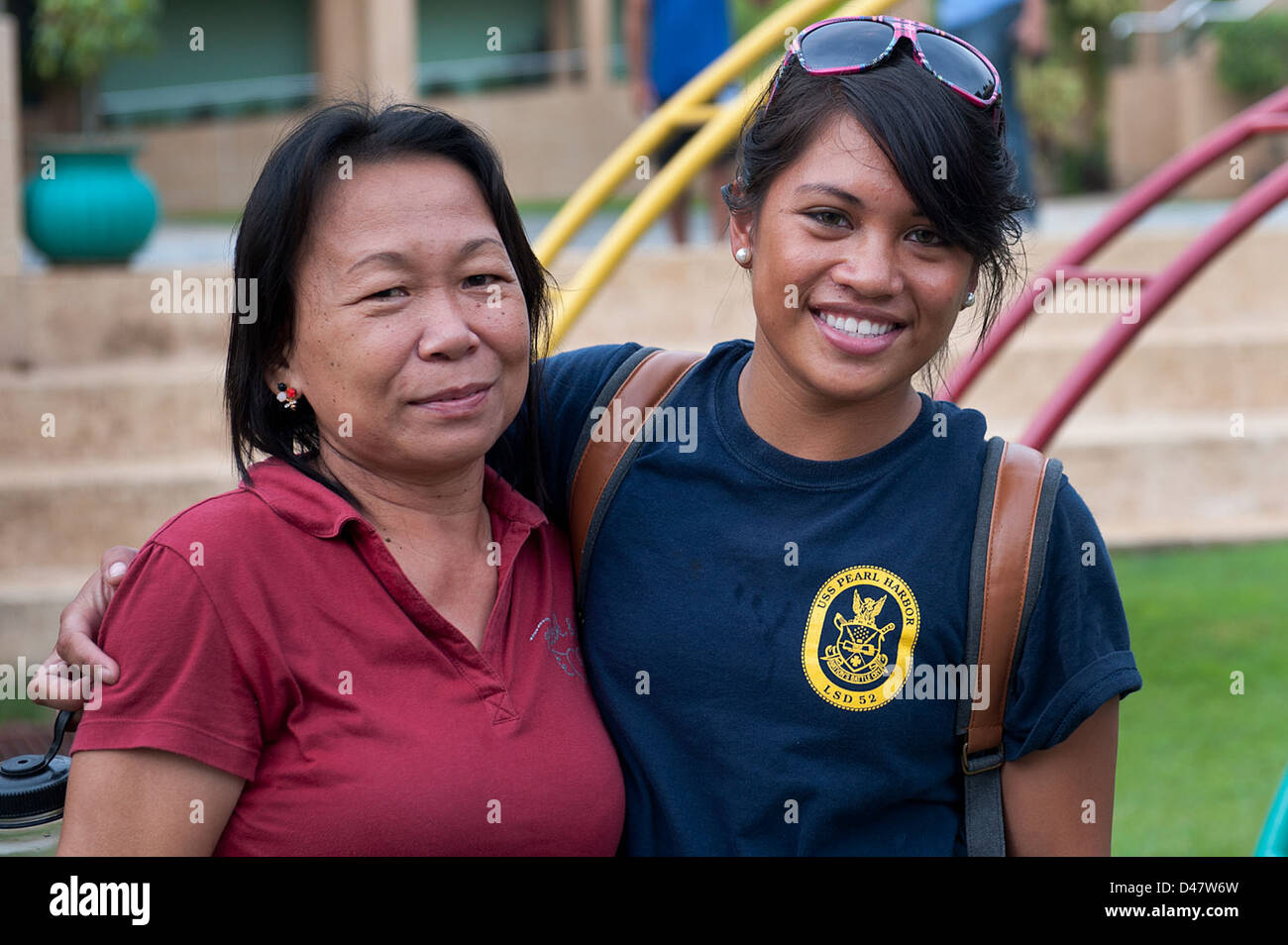 U.S. sailors collaborate in Cebu, Philippines, to engage in community ...