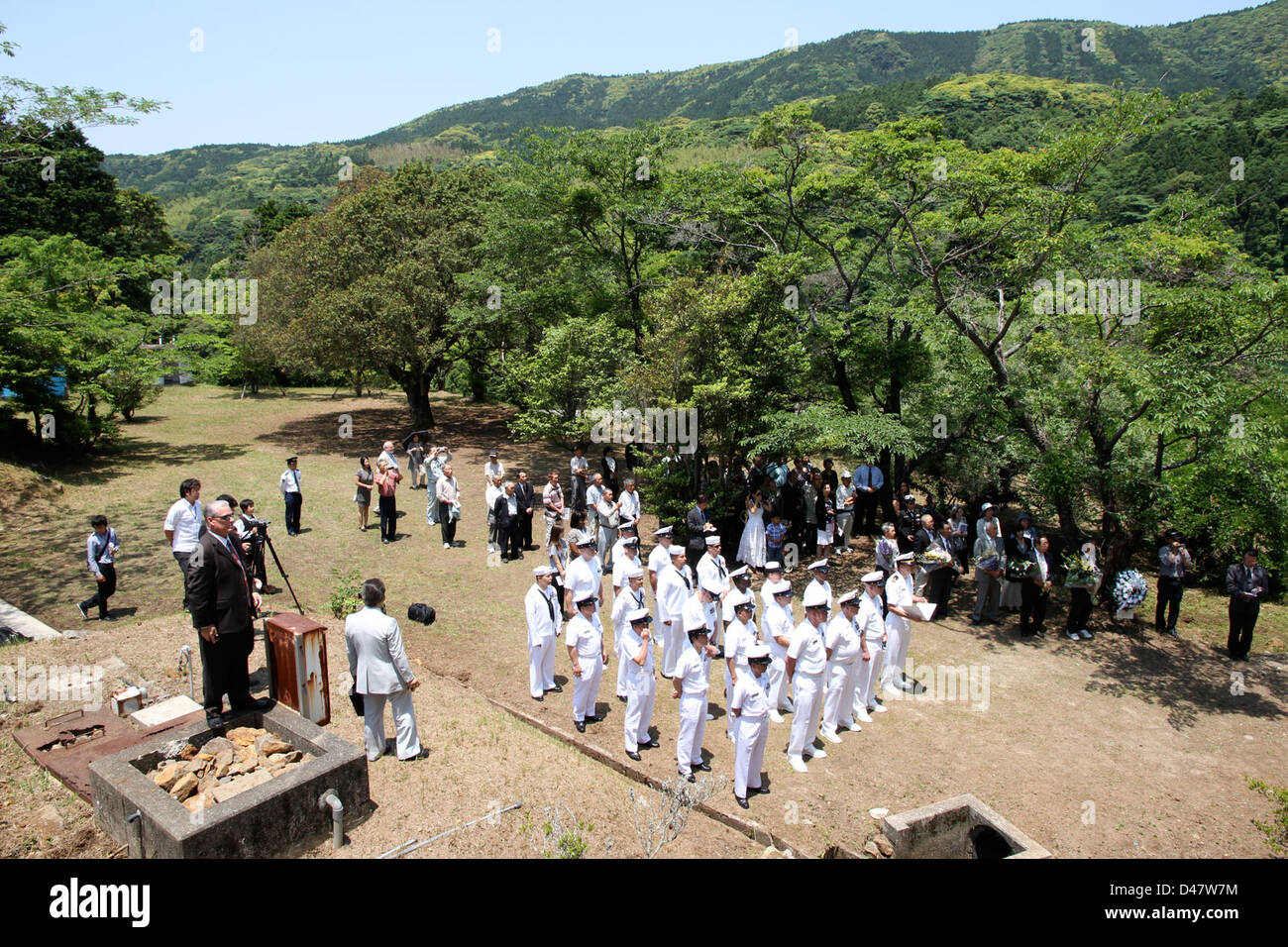Sailors from the U.S. Navy participate in a community service event at ...