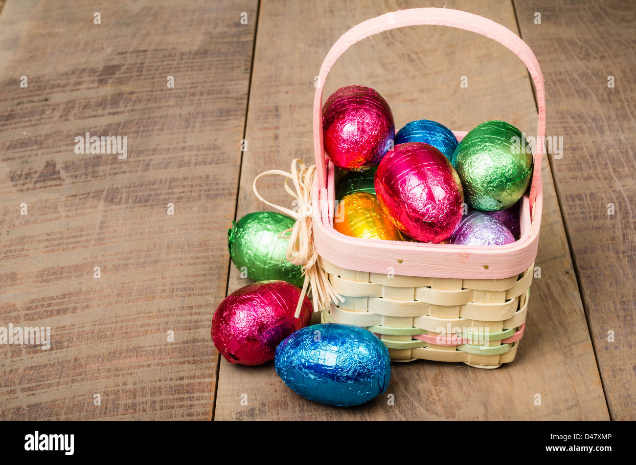 Small wicker baskets hi-res stock photography and images - Alamy