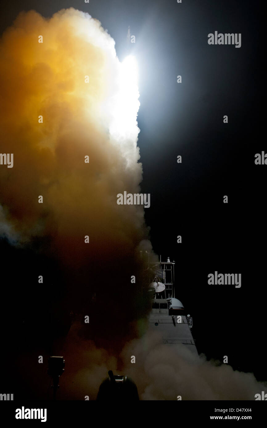 Standard missile 3 block 1b interceptor hi-res stock photography and ...