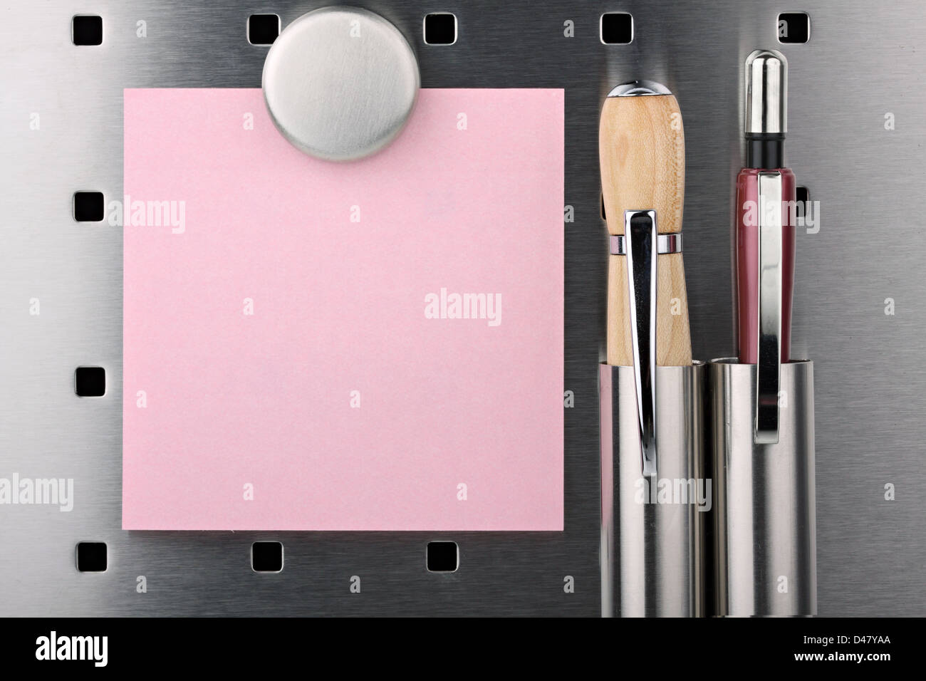 post it-notel,pencil,ball pen with Magnet on a pinboard Stock Photo - Alamy