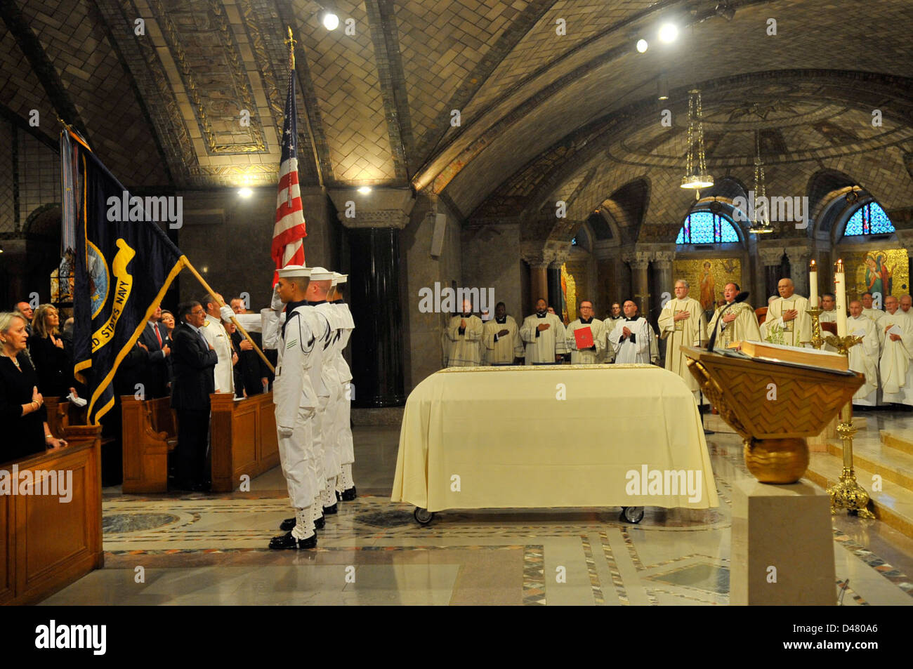 Members of the U.S. Armed Forces Honor Guard post the colors during a ...