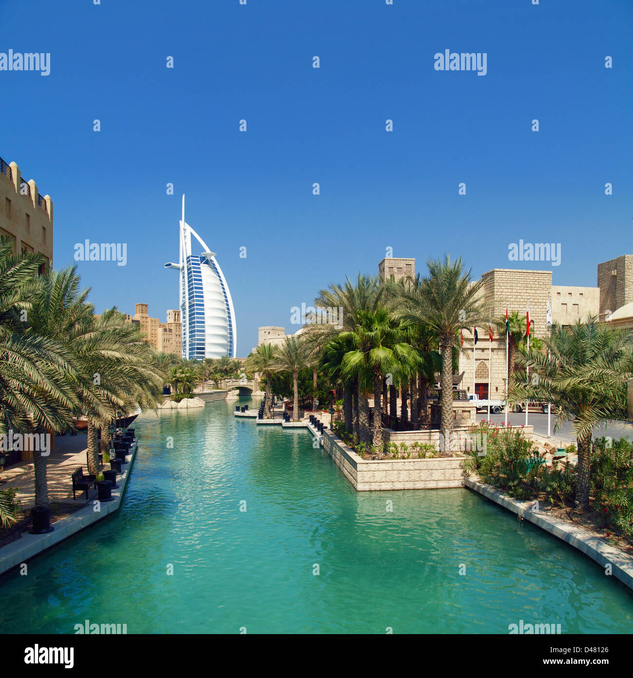 Abu dhabi monuments hi-res stock photography and images - Alamy