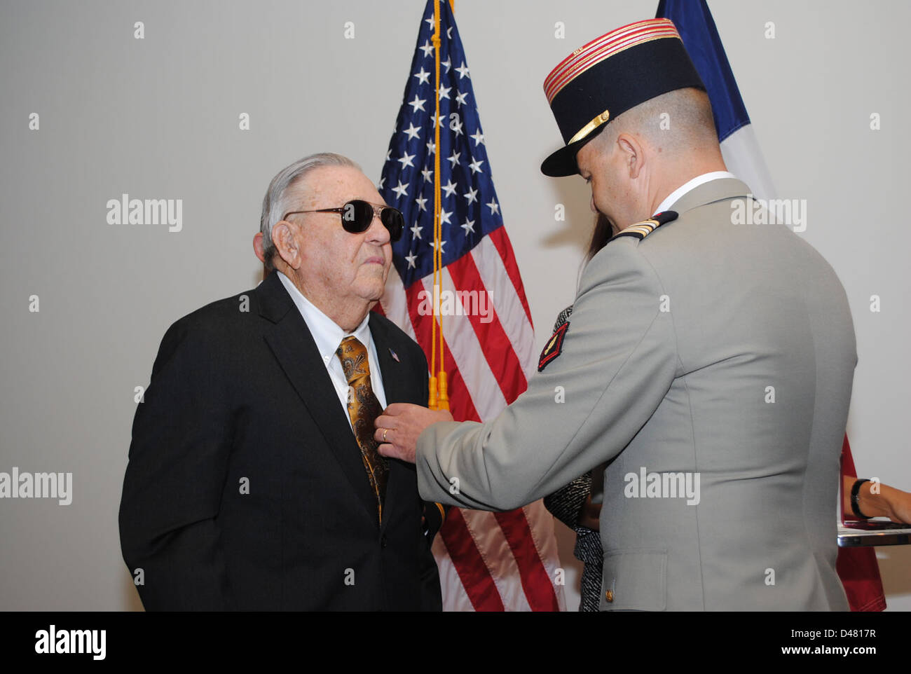 French army liaison officer hi-res stock photography and images - Alamy