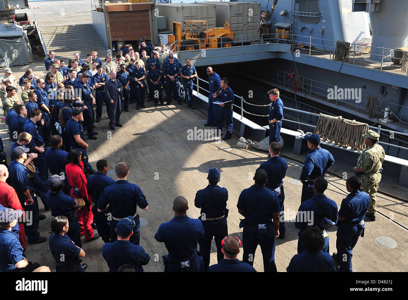 Sailors and Marines of the PHIBRON 8 and 24th MEU receive operational ...