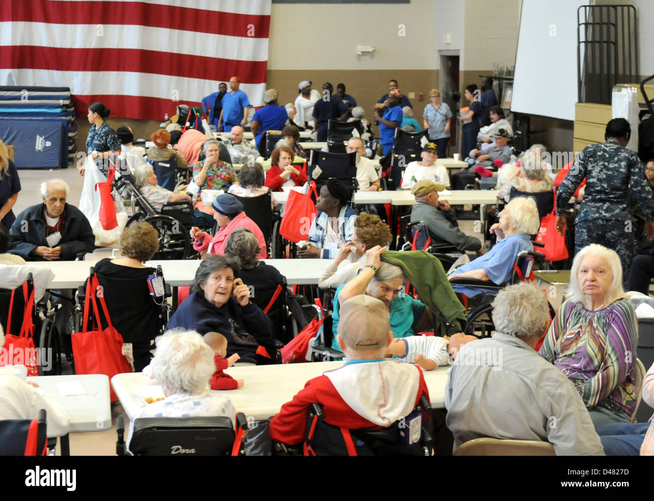 Nursing home residents hi-res stock photography and images - Alamy