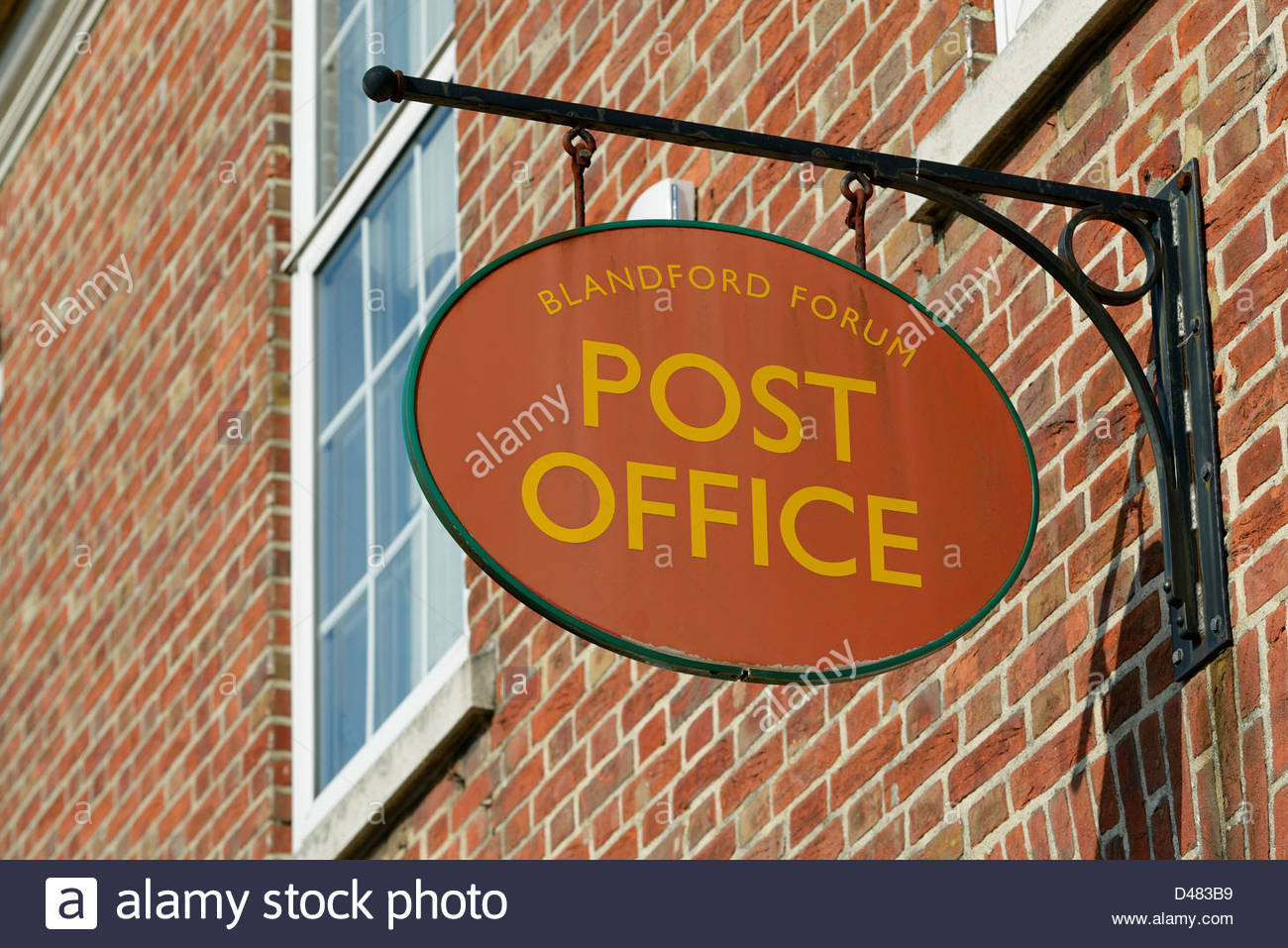 Metal Post Office Sign High Resolution Stock Photography and Images - Alamy