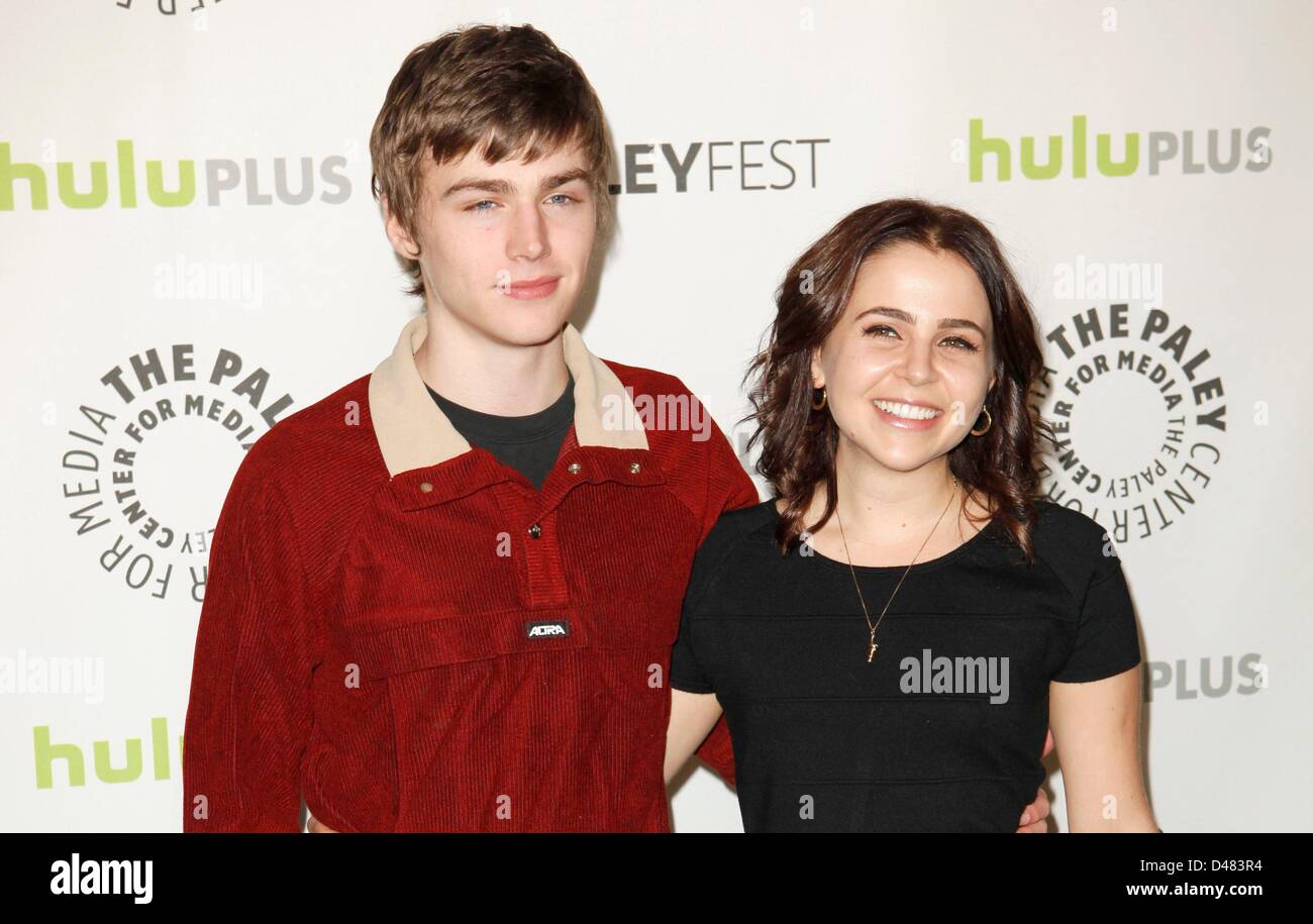 Miles heizer and mae whitman hi-res stock photography and images - Alamy