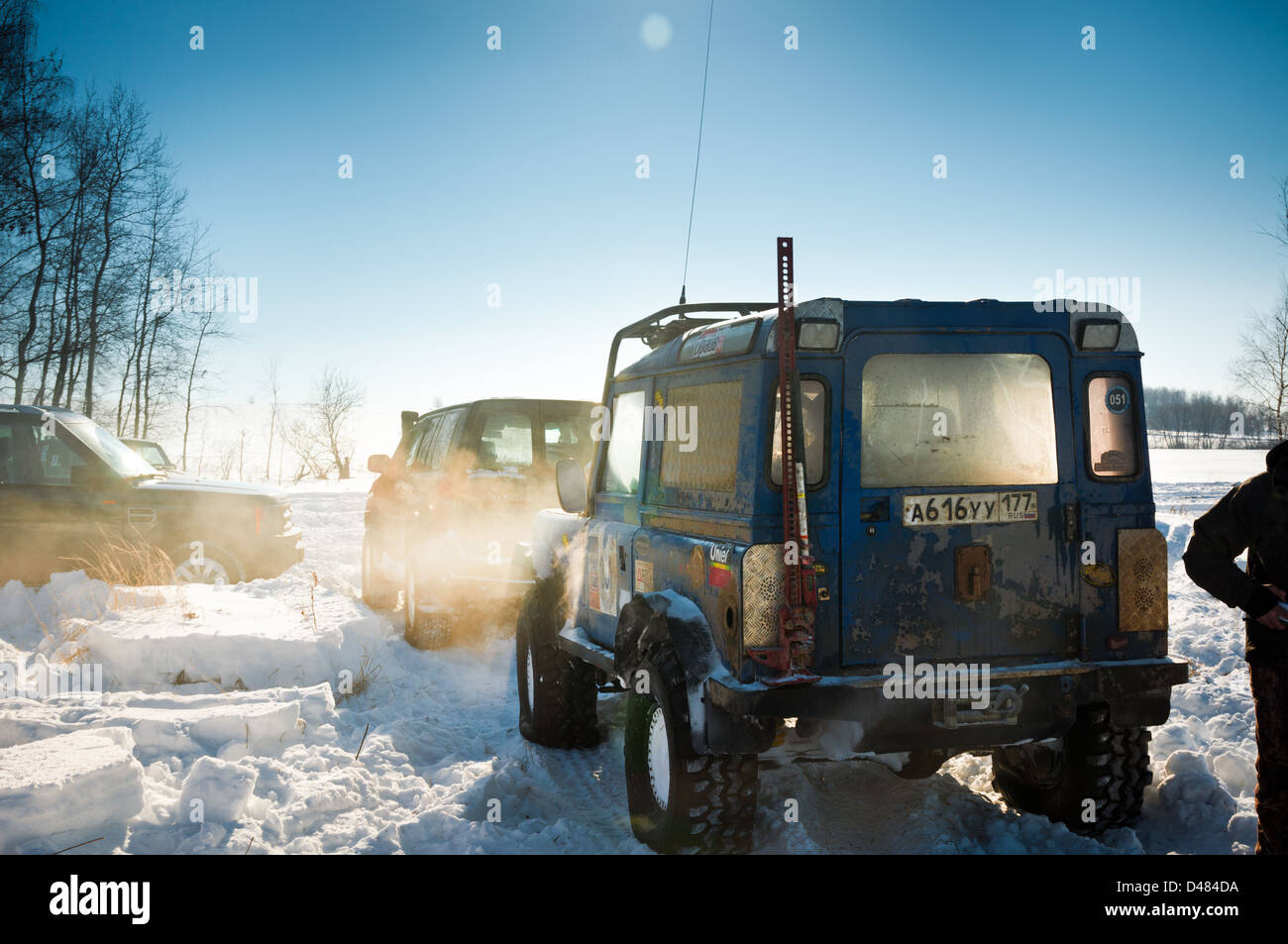 Cool blue land rover defender hi-res stock photography and images - Alamy