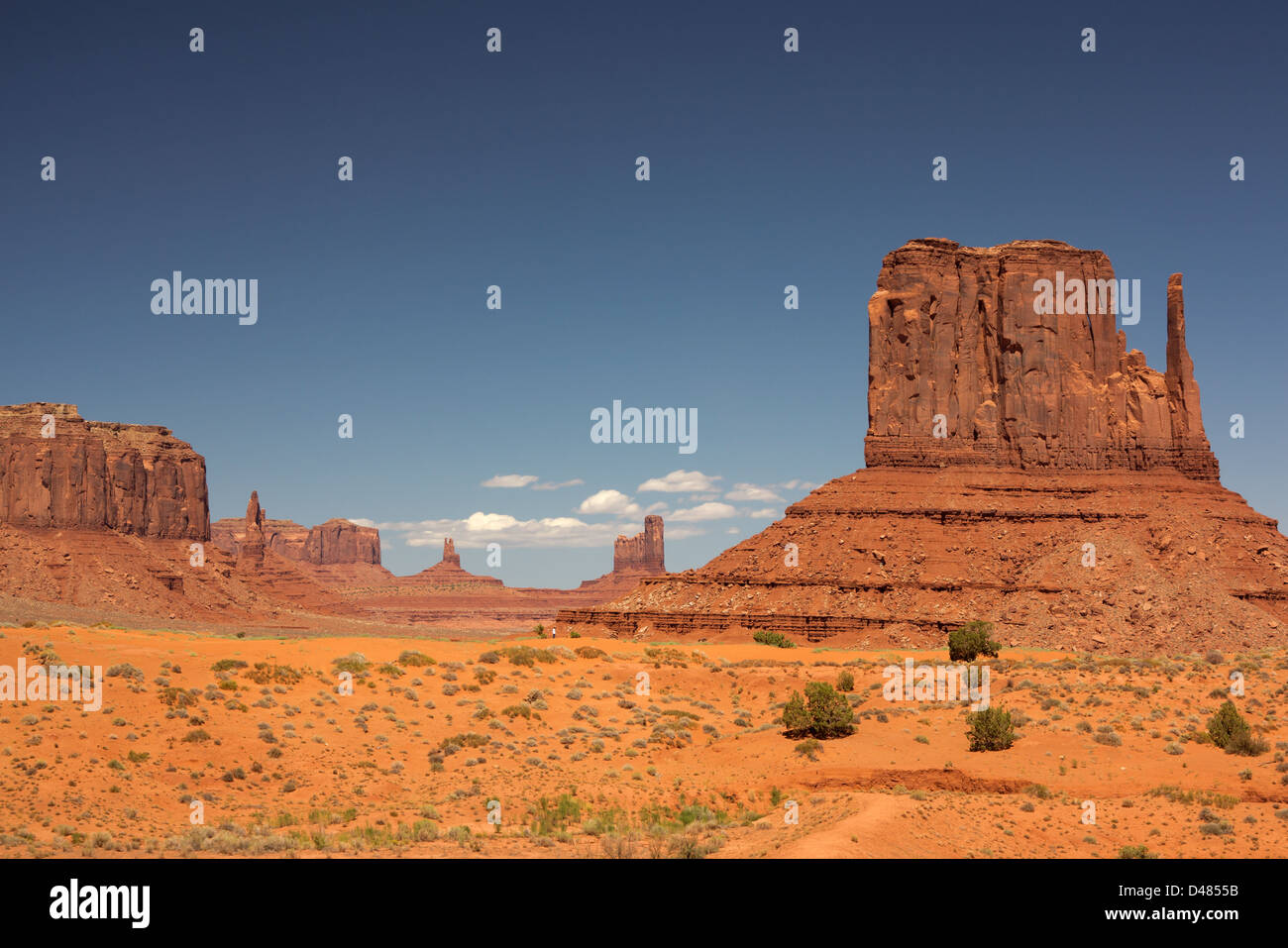 Monument Valley, Arizona-Utah State line, USA Stock Photo - Alamy