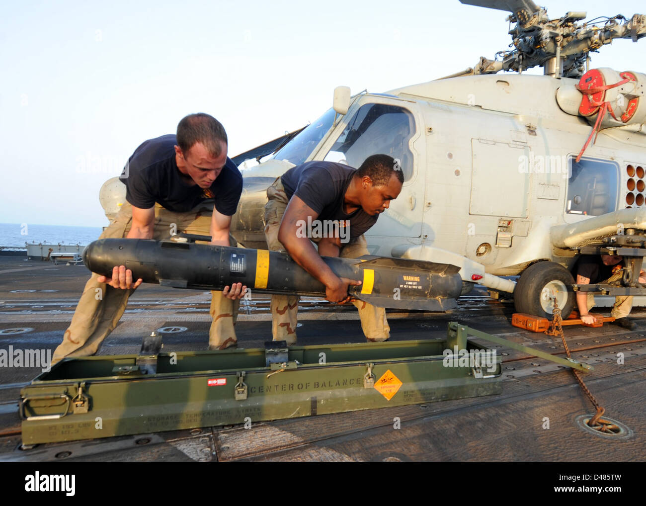 Hellfire missile hi-res stock photography and images - Alamy