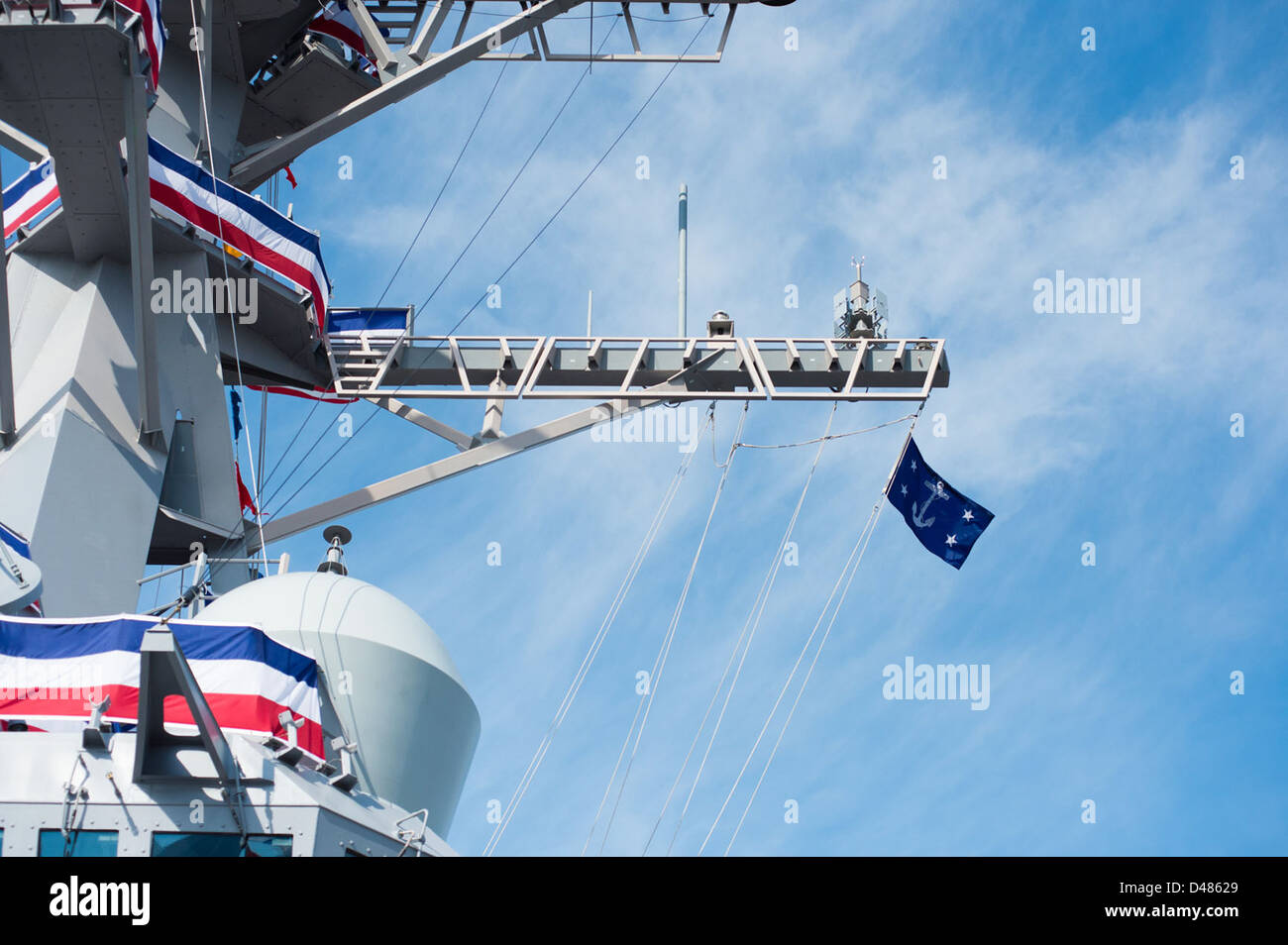 The USS Michael Murphy (DDG 112) is officially commissioned in New York ...