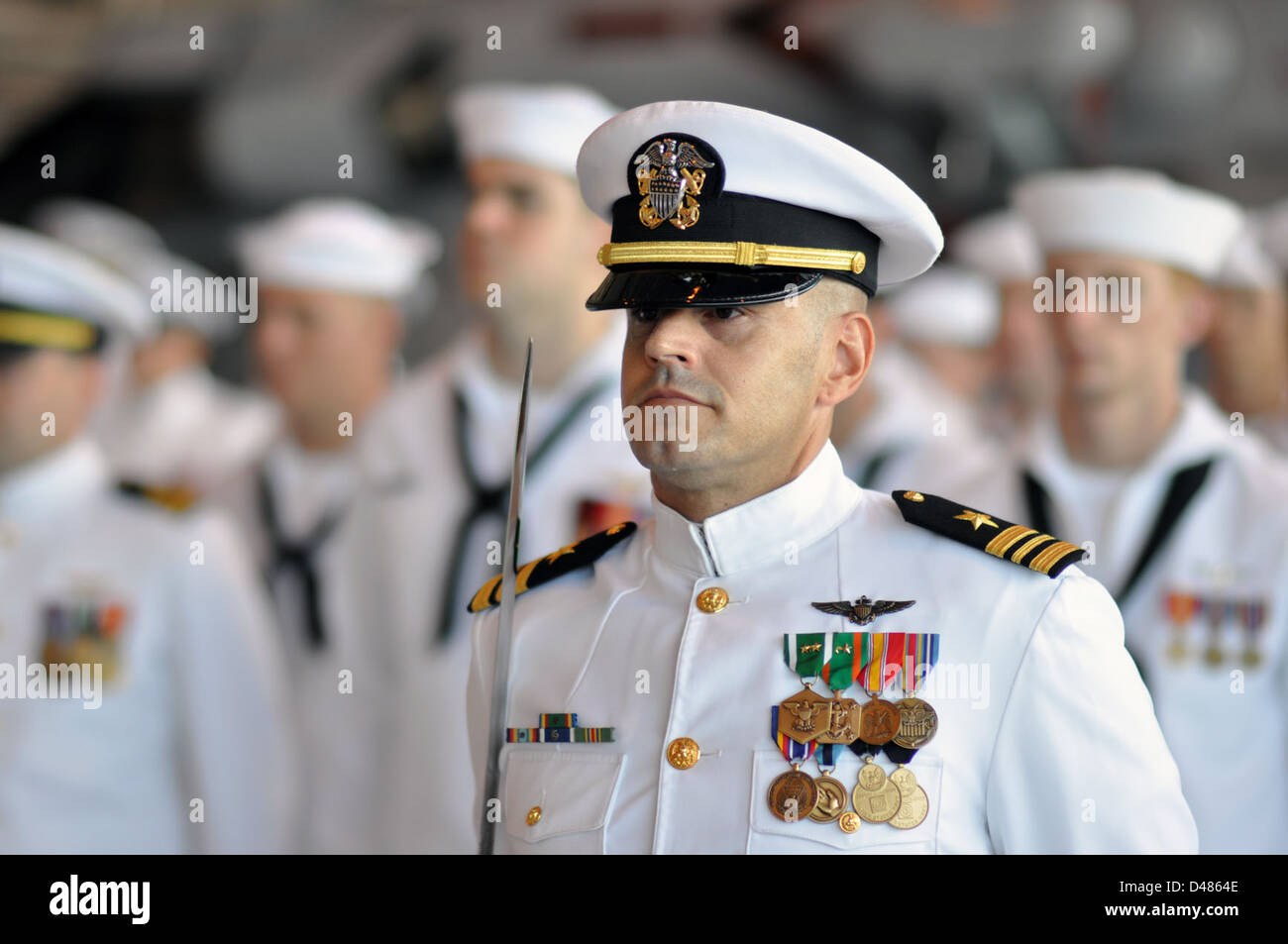 Sailors in uniform hi-res stock photography and images - Alamy