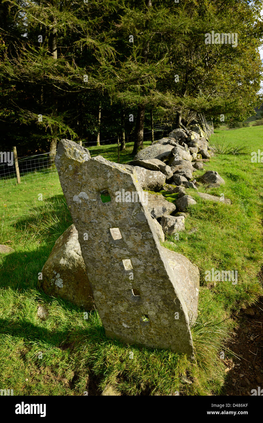 Stone gate post hi-res stock photography and images - Alamy