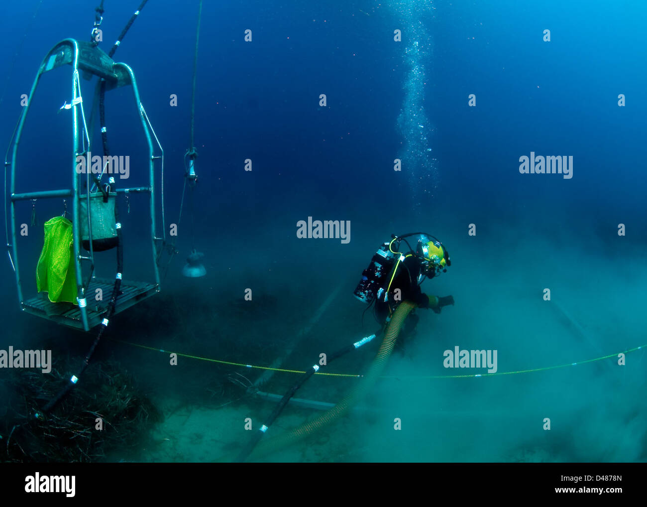 Navy divers search for missing service members Stock Photo - Alamy