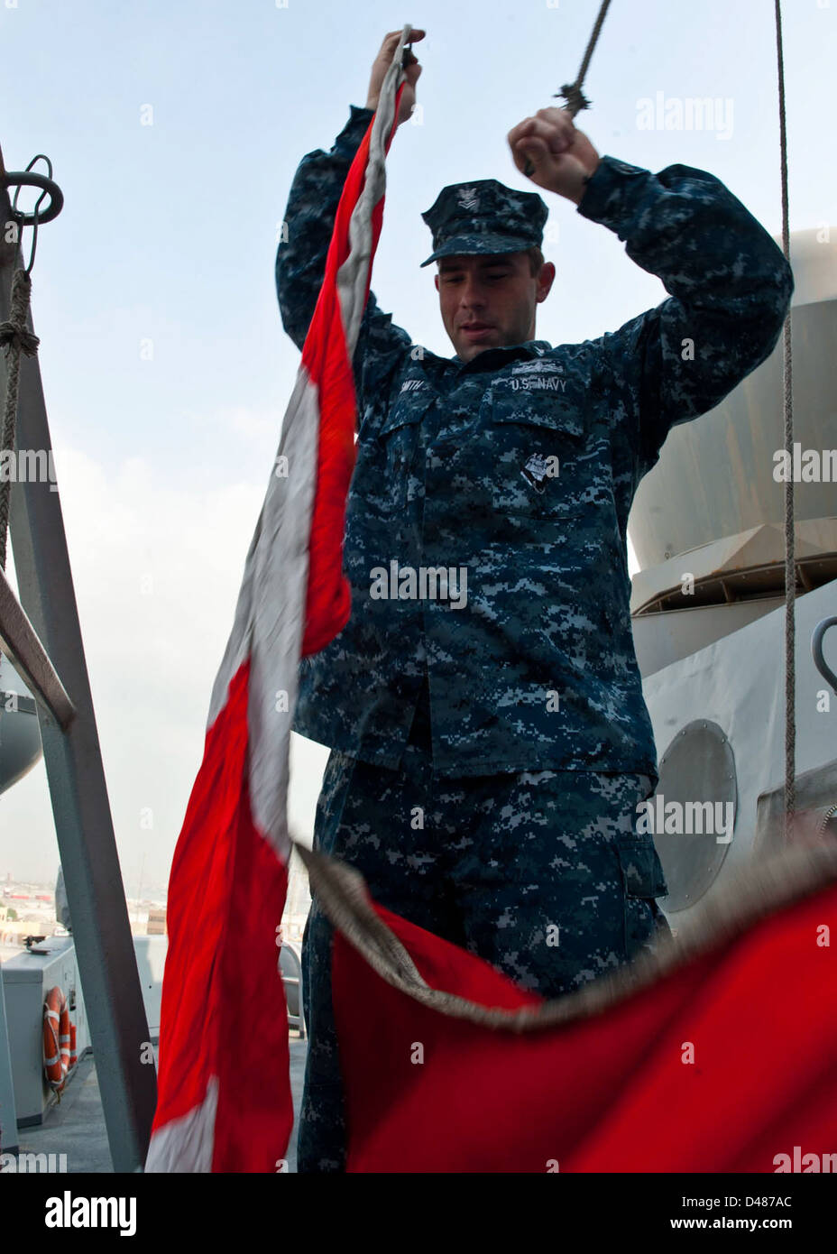 U s navys fifth fleet hi-res stock photography and images - Alamy