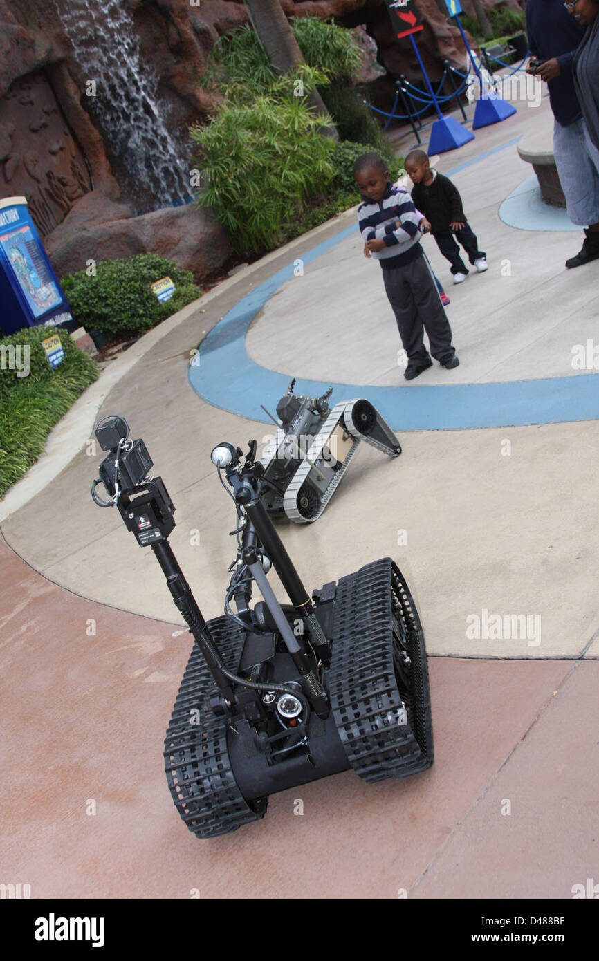 Entertainment robotics hi-res stock photography and images - Alamy