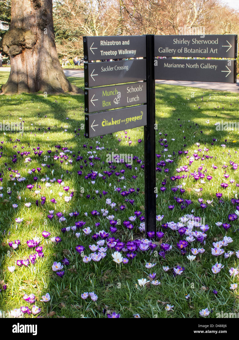 Kew gardens sign hi-res stock photography and images - Alamy