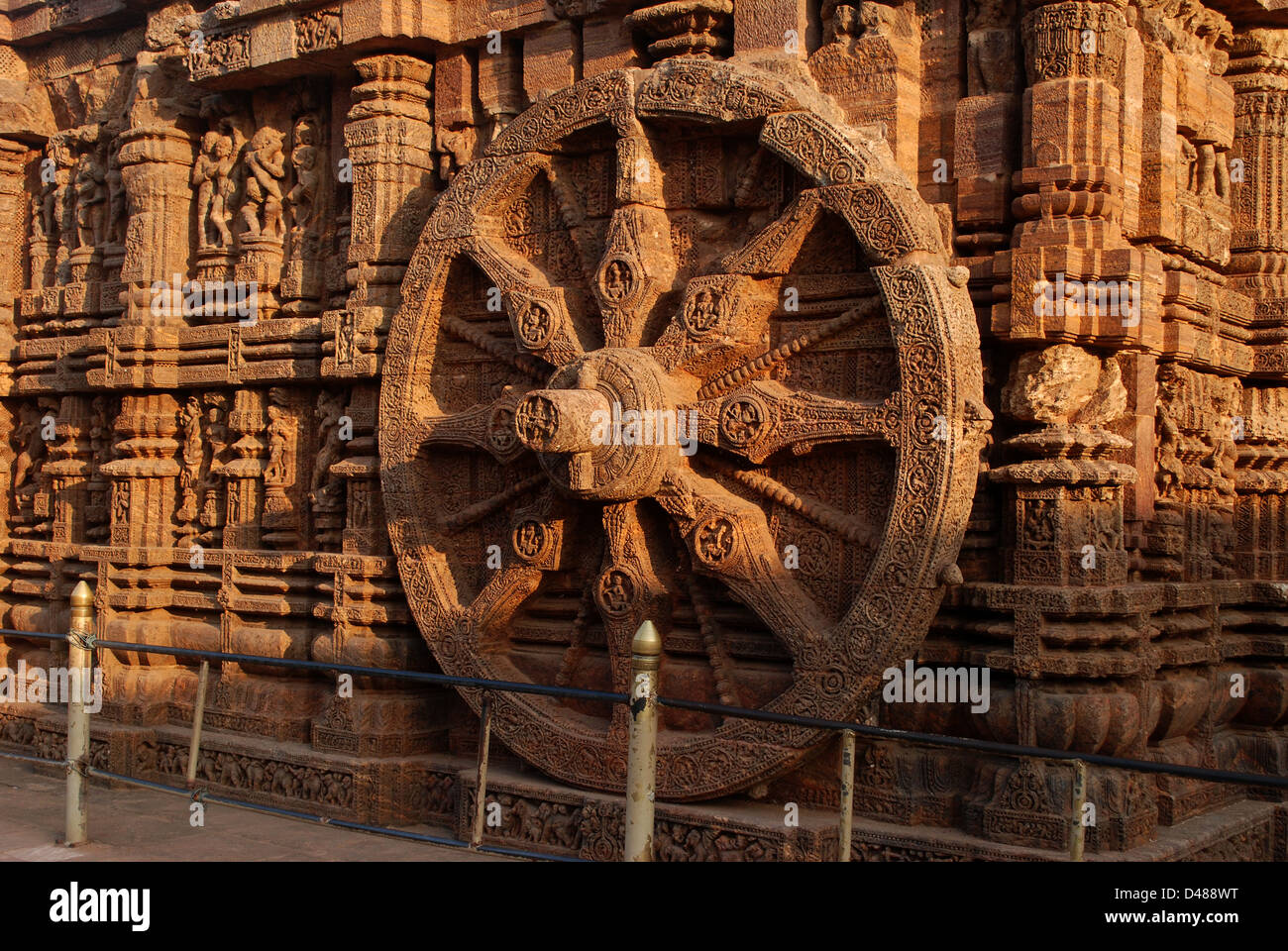 Black pagoda india hi-res stock photography and images - Alamy