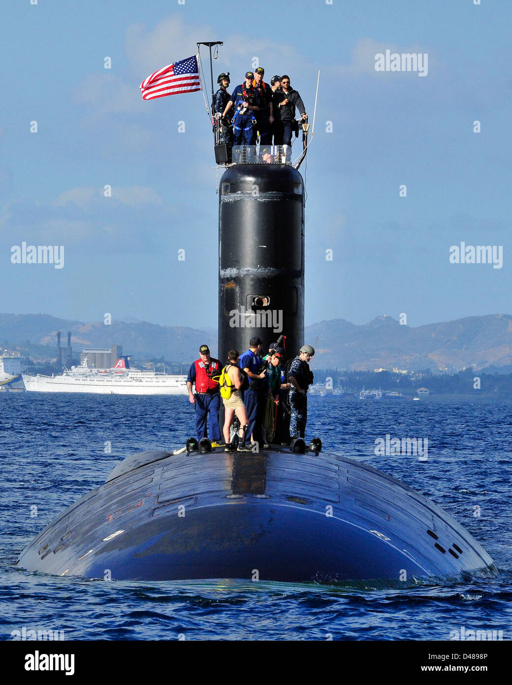Navy fast attack submarine hi-res stock photography and images - Alamy