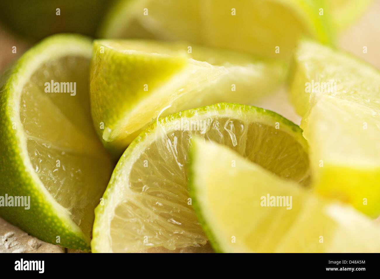 Green segments hi-res stock photography and images - Alamy