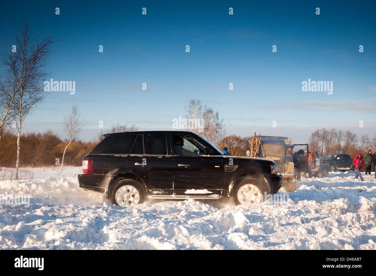 Front of range rover discovery hi-res stock photography and images - Alamy