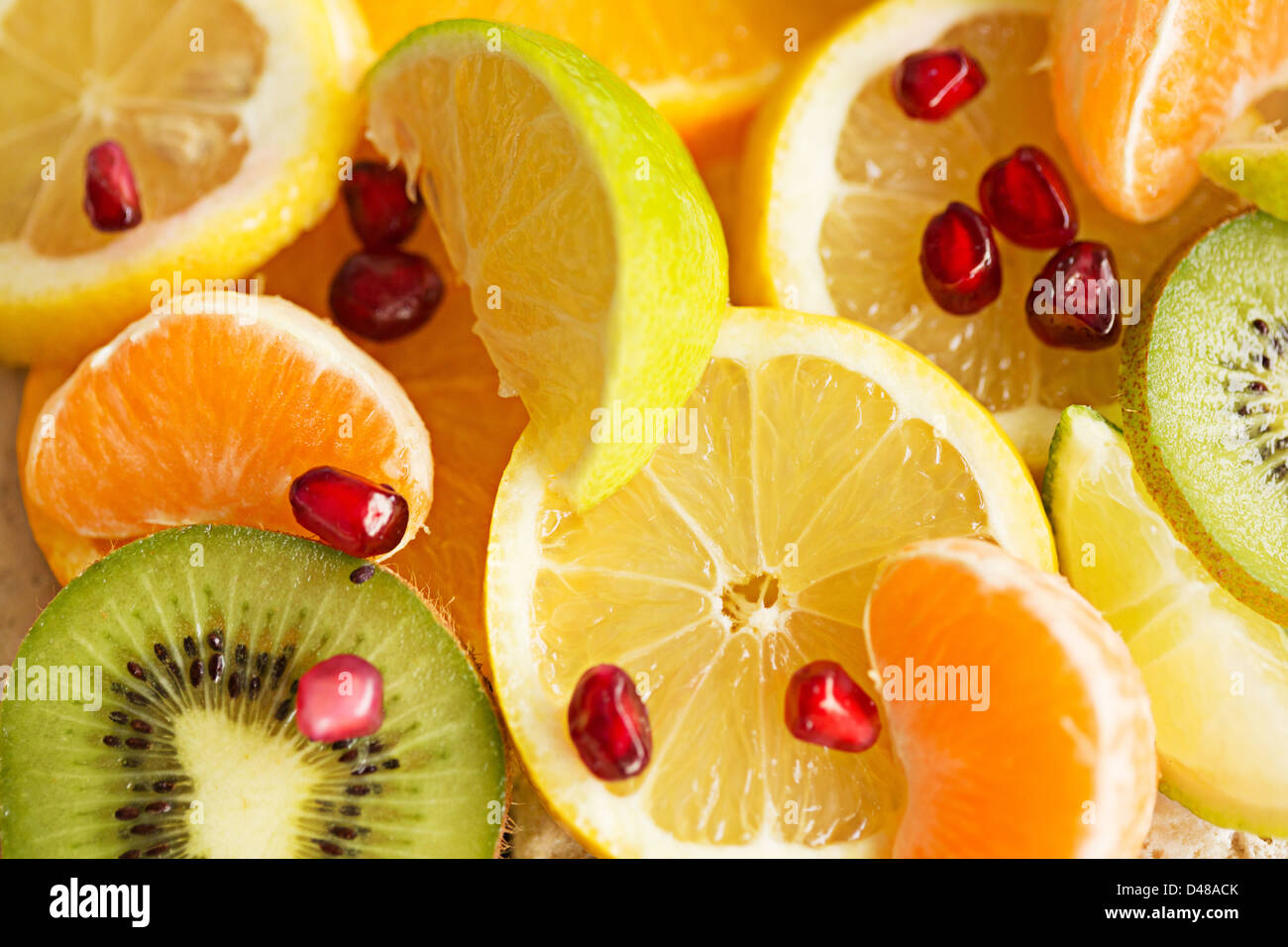 A selection of citrus fruit segments and slices Stock Photo - Alamy