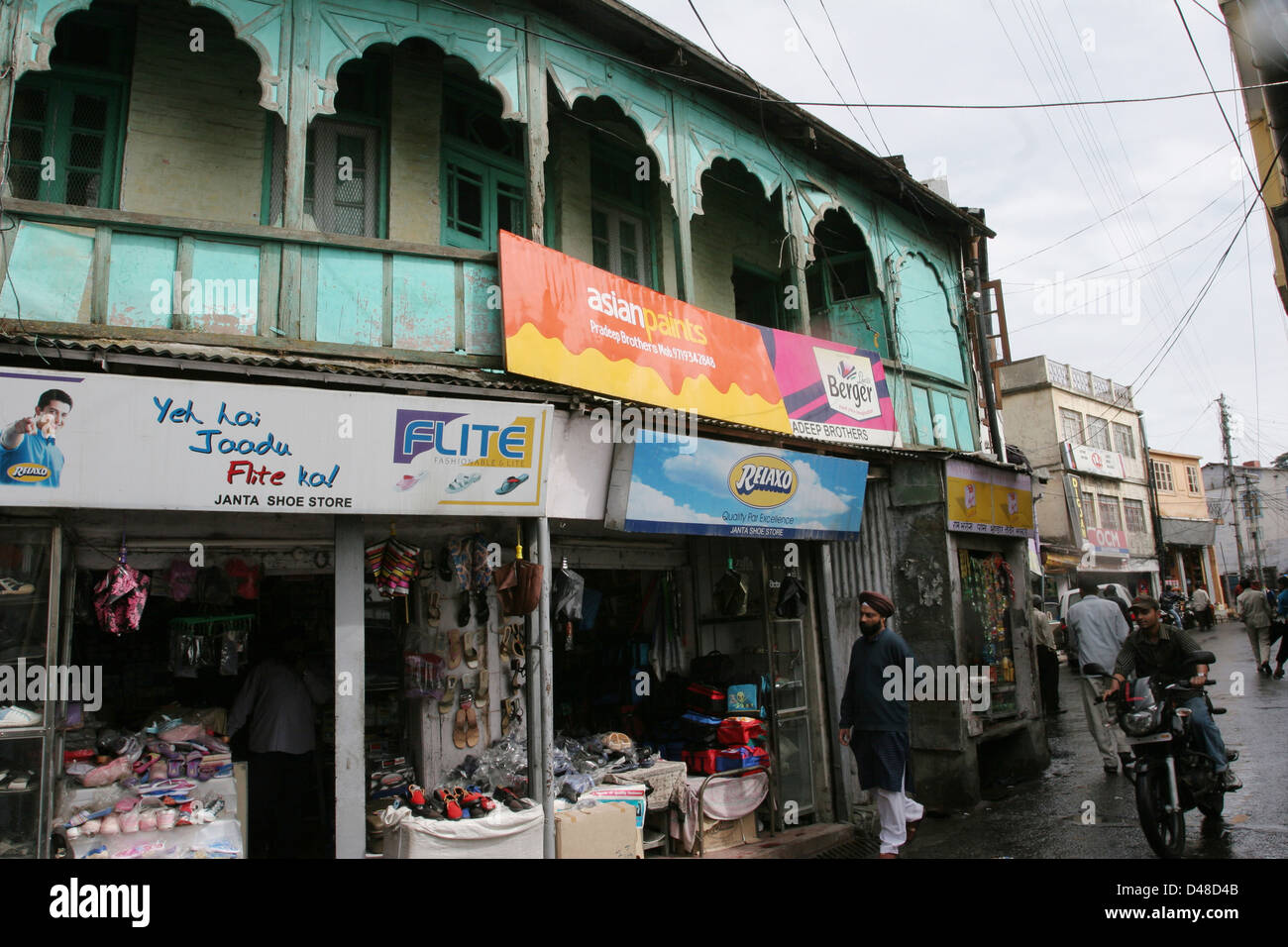 Kulri Bazaar, Landour Stock Photo - Alamy
