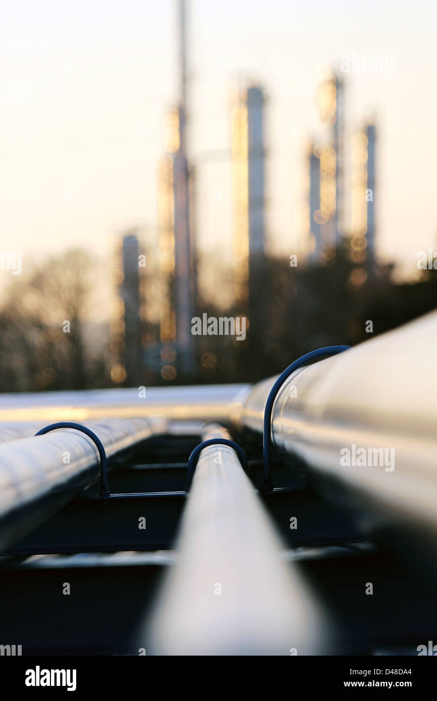 Gas refinery pipe hi-res stock photography and images - Alamy