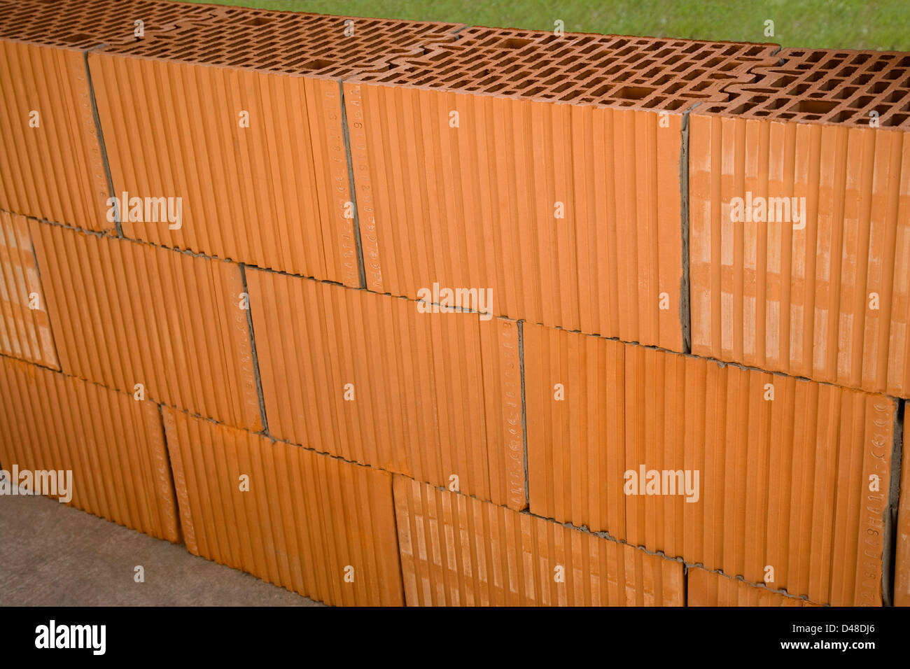 brick wall under construction Stock Photo - Alamy