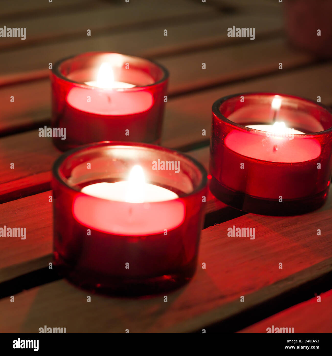 Candlelight red candle christmas hi-res stock photography and images ...