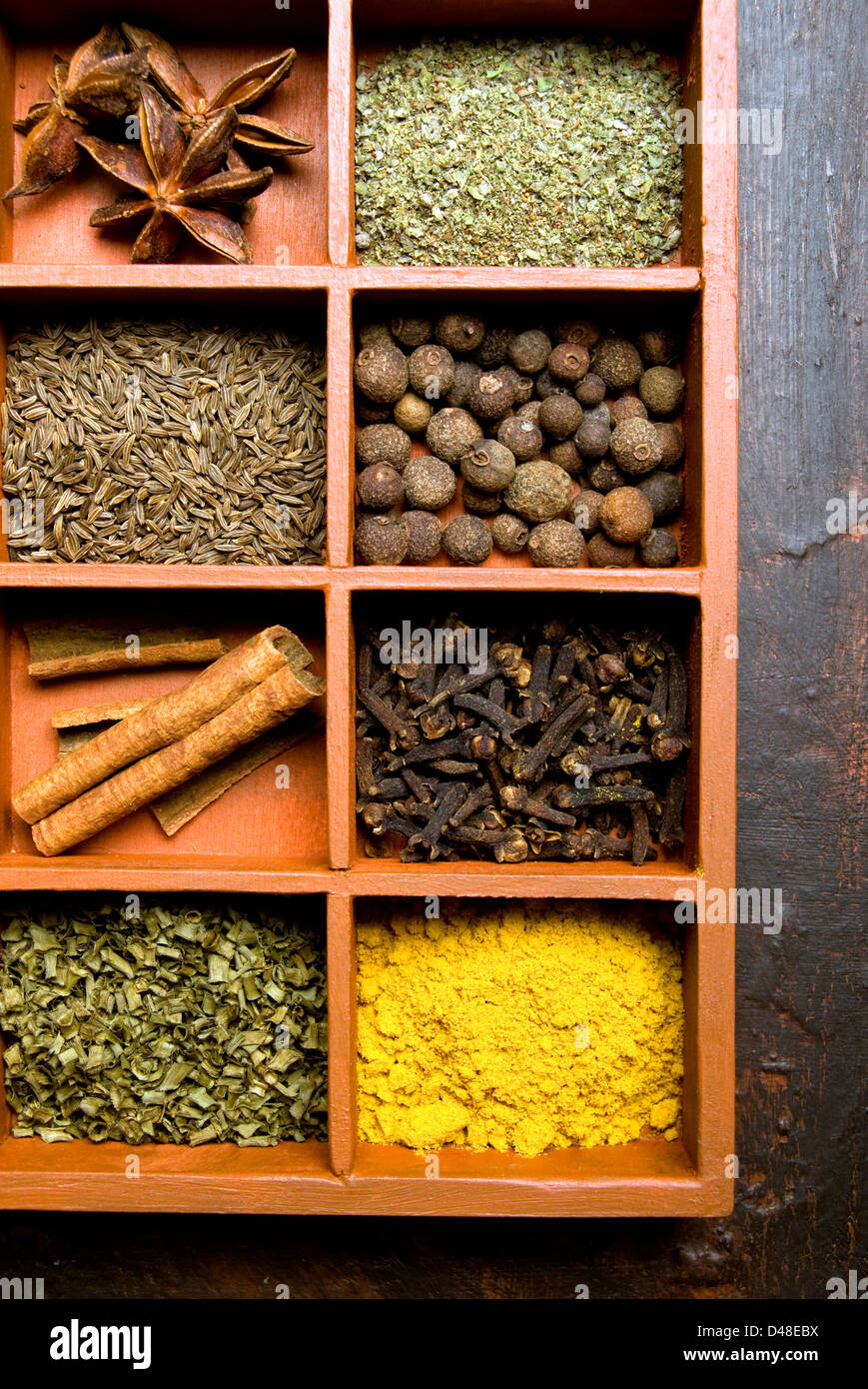 Spices in a box hi-res stock photography and images - Alamy