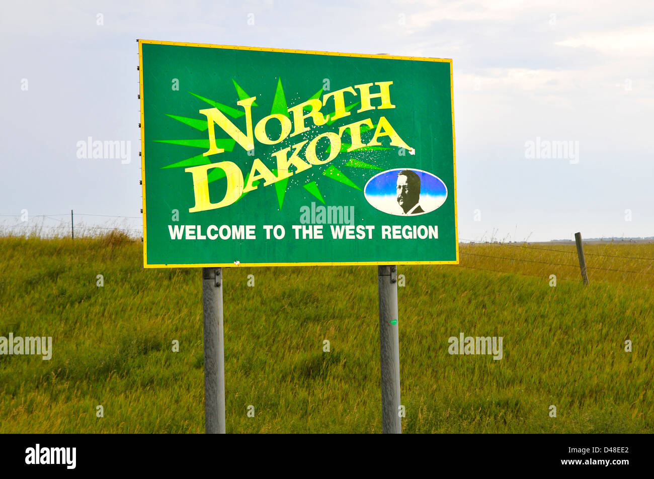 North dakota welcome sign hi-res stock photography and images - Alamy