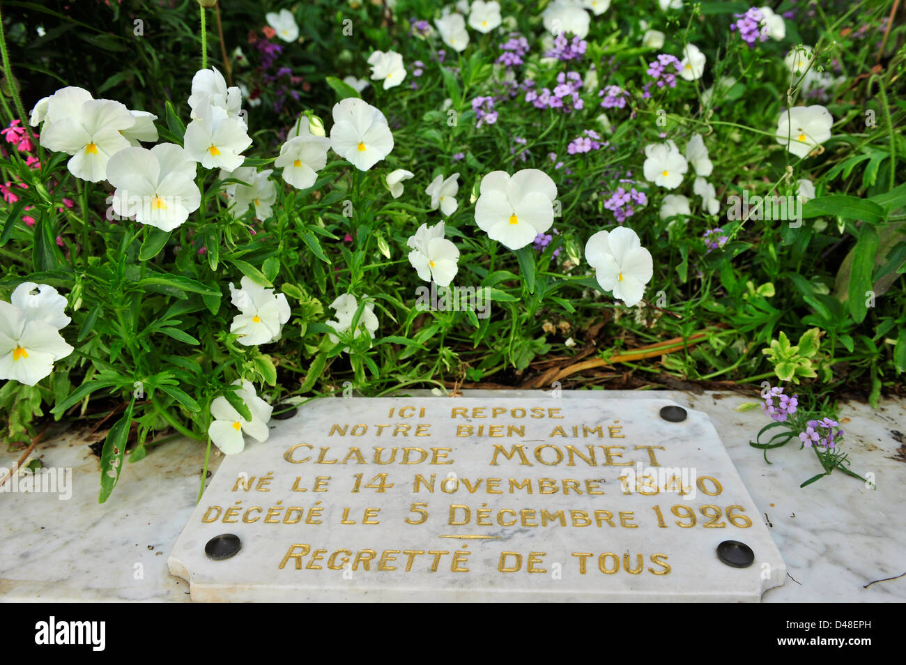 Claude monets tomb High Resolution Stock Photography and Images - Alamy