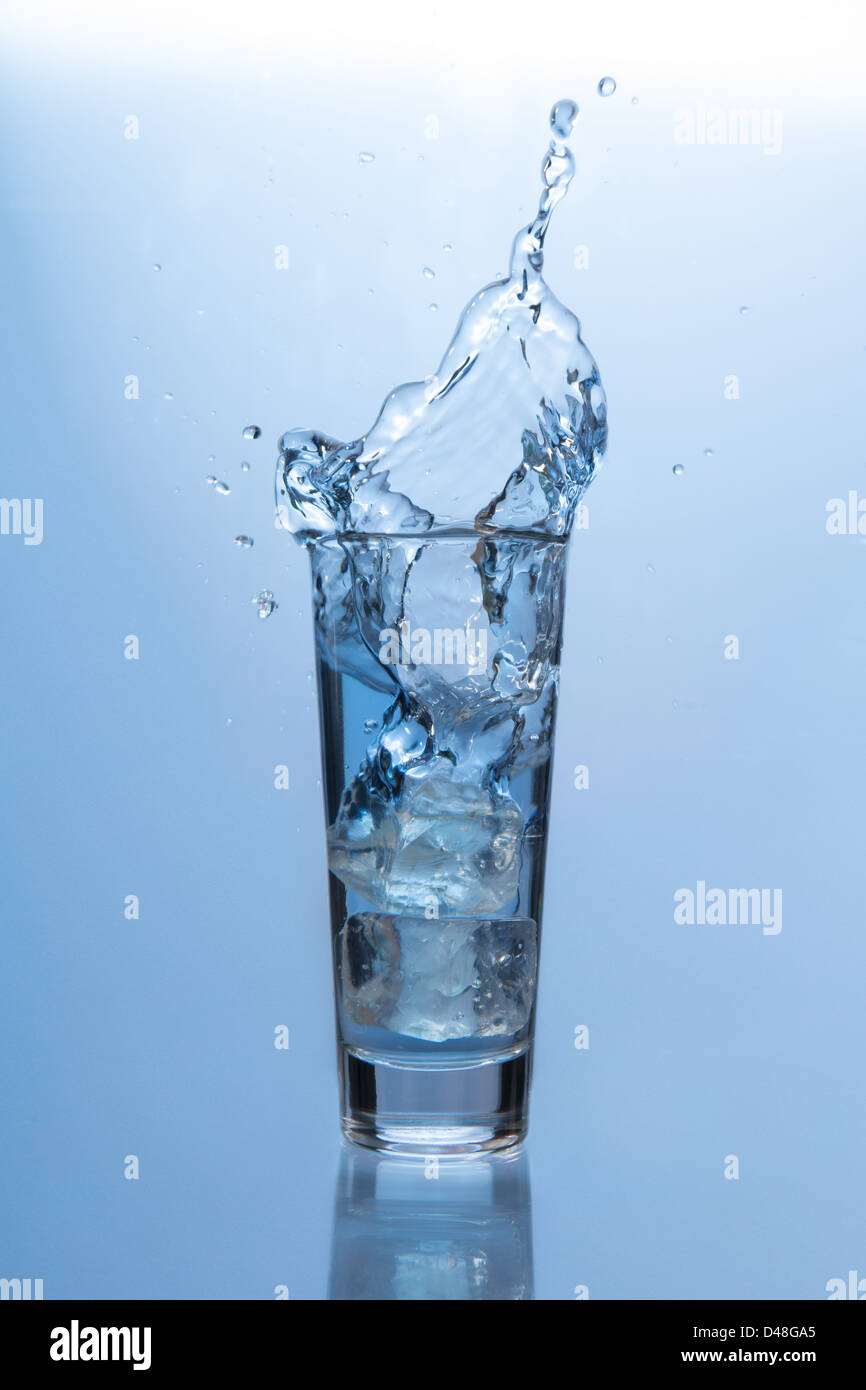 Falling through space hi-res stock photography and images - Alamy
