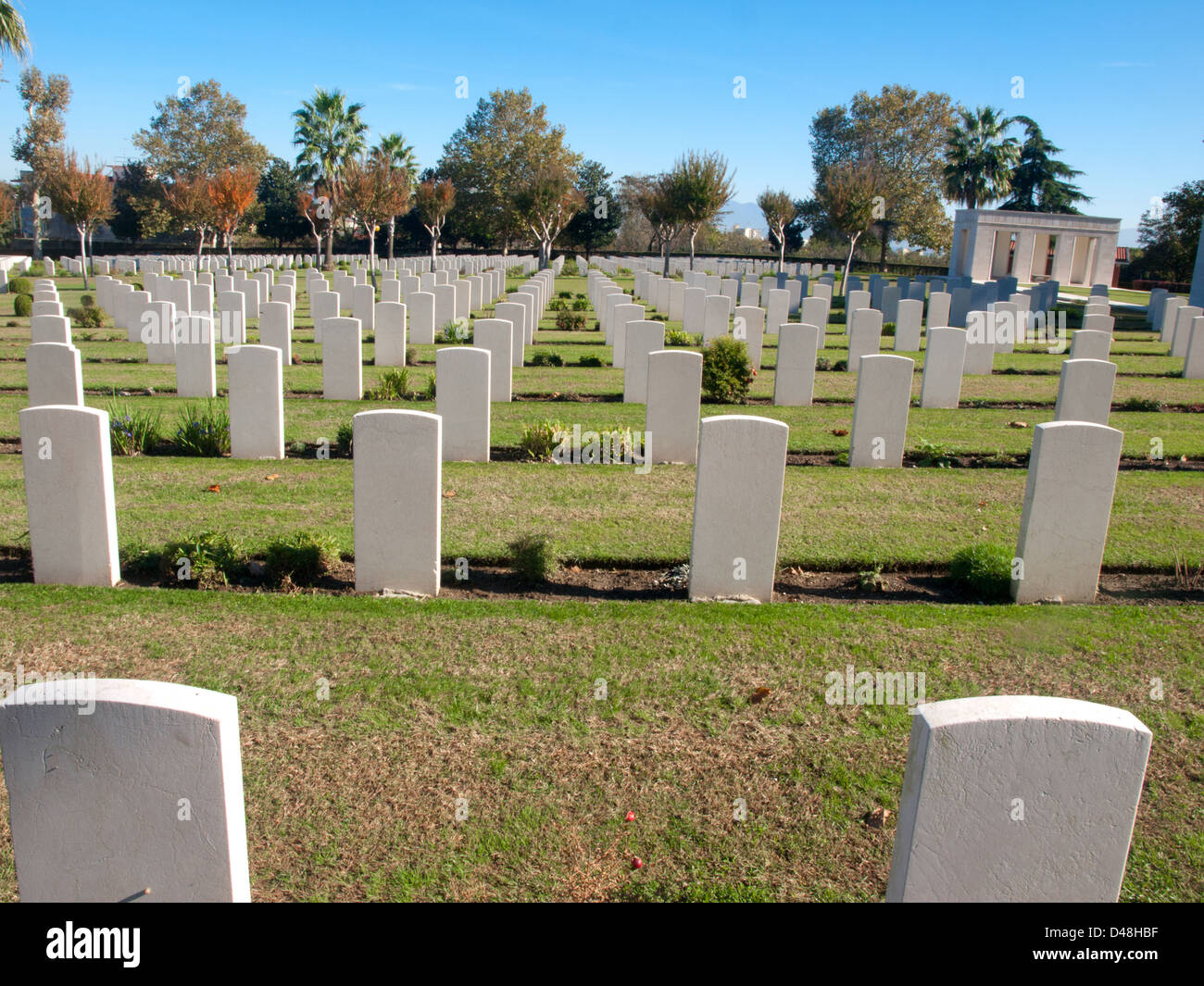 Tomb tombs tombstone tombstones hi-res stock photography and images - Alamy