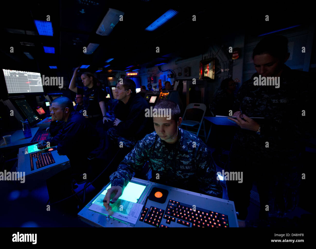 Monitor flight operations hi-res stock photography and images - Alamy